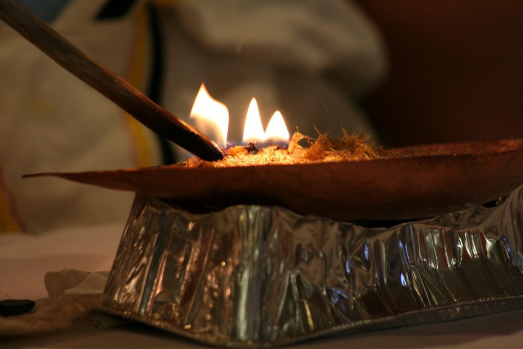 LIGHTING THE QULLIQ - Feheley Fine Arts - Inuit Art Gallery